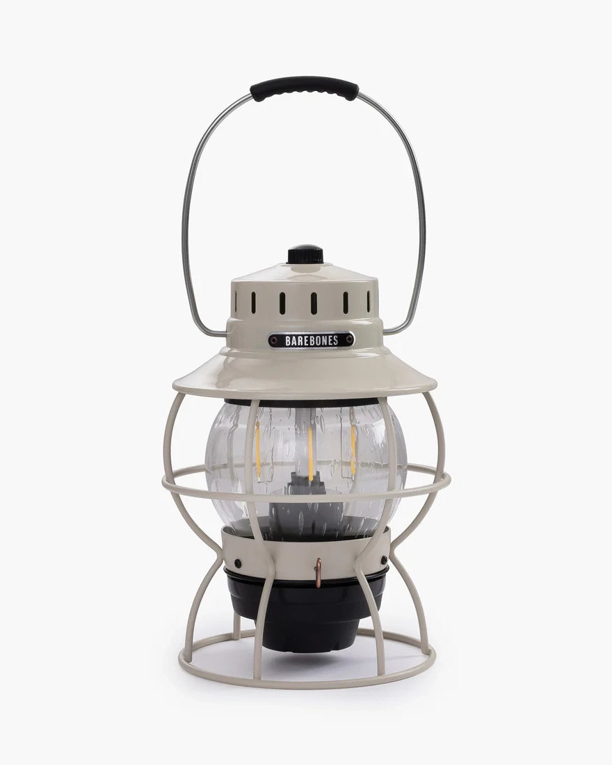 Barebones – Lykta Railroad Lantern - Vintage White – 654.se